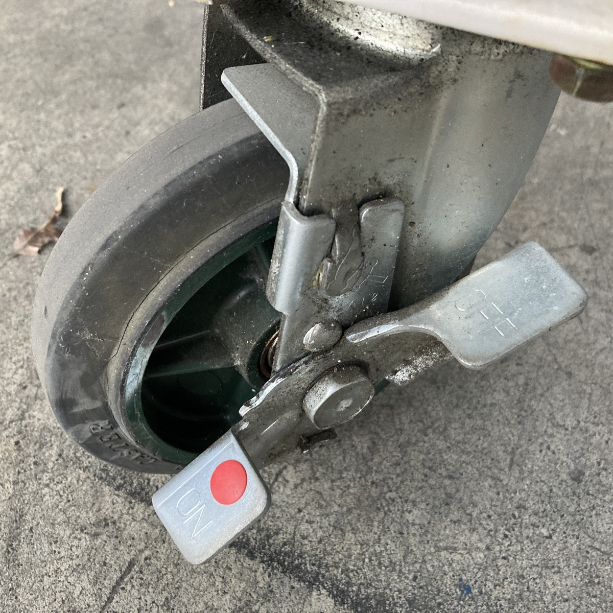 GU1RB-241101-005 | カゴ台車本体 | 中古でマテハン - 物流機器の買取・販売No.1