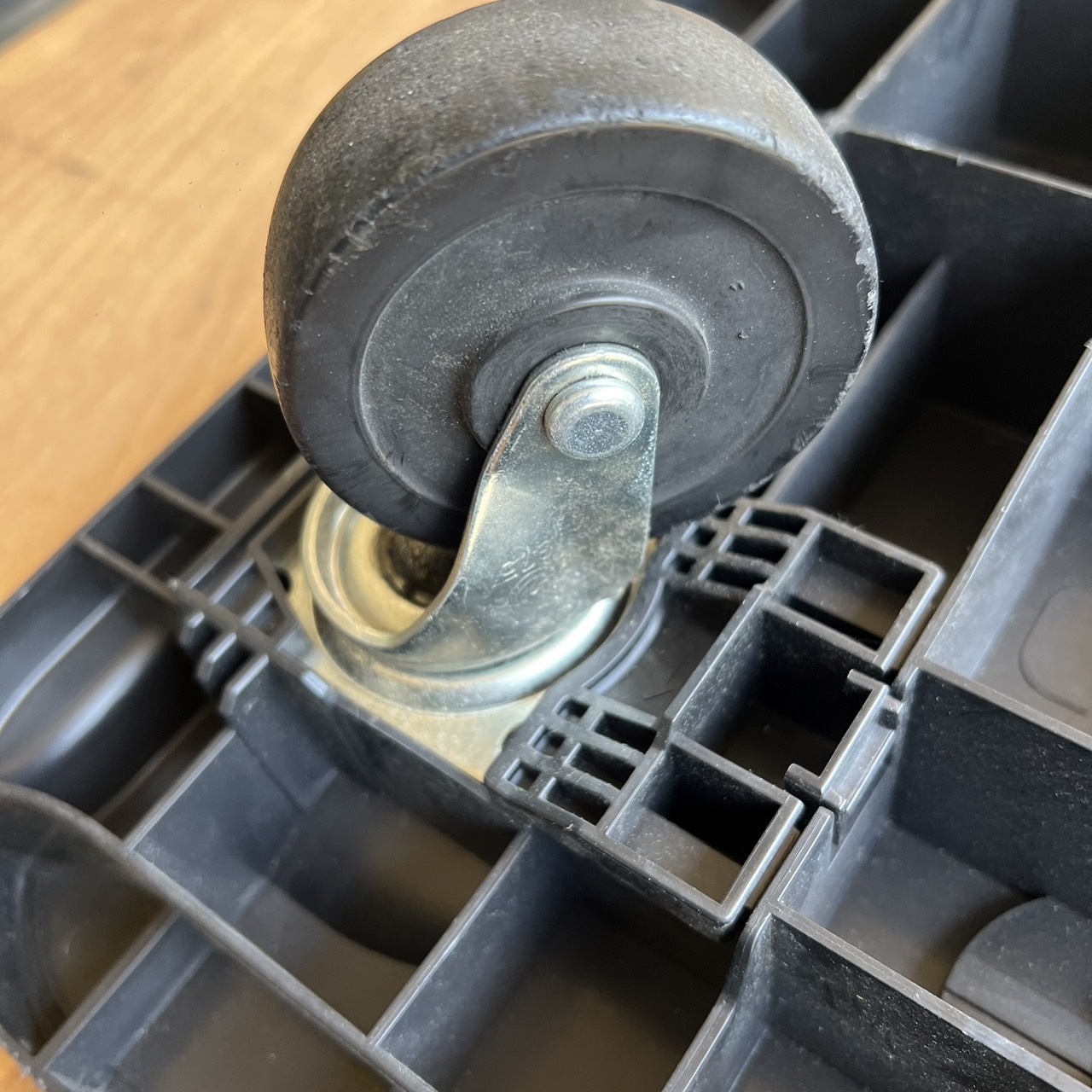 OS1CR-240808-003 | 平台車 | 中古でマテハン - 物流機器の買取・販売No.1