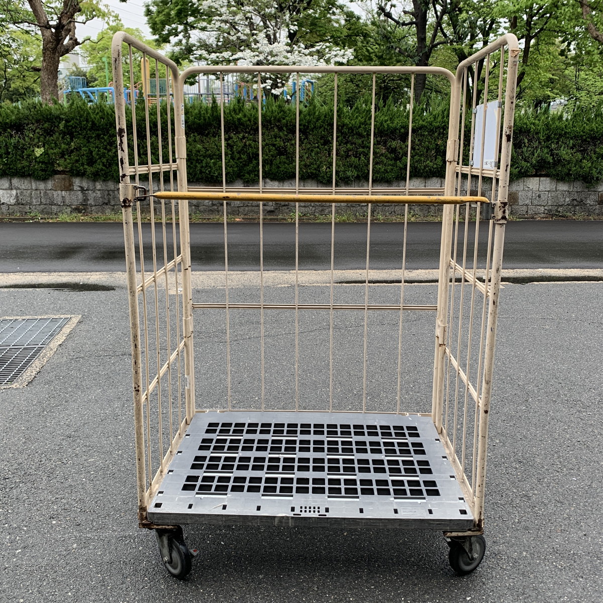 OS1RB-230413-001 | カゴ台車本体 | 中古でマテハン - 物流機器の買取・販売No.1